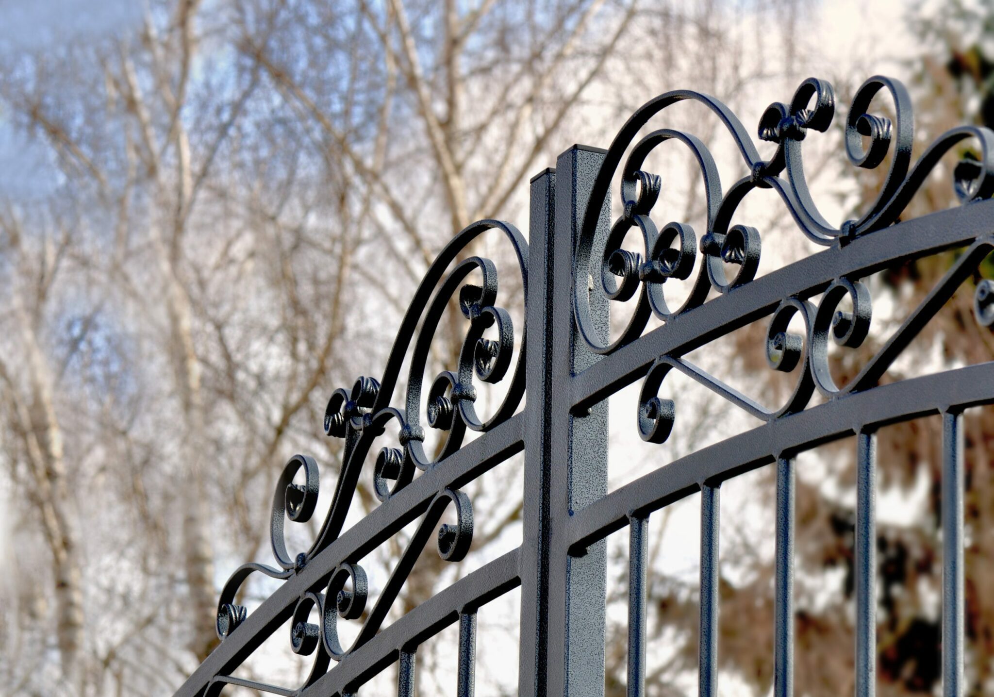6 Essential Tips on Maintaining Your Residential Metal Gates
